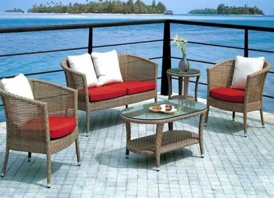 Four seater pool chair with center table and side table - Omg Furniture