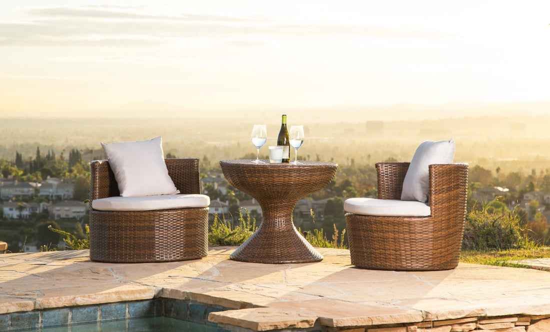 Two seater rattan chair with center table - Omg Furniture